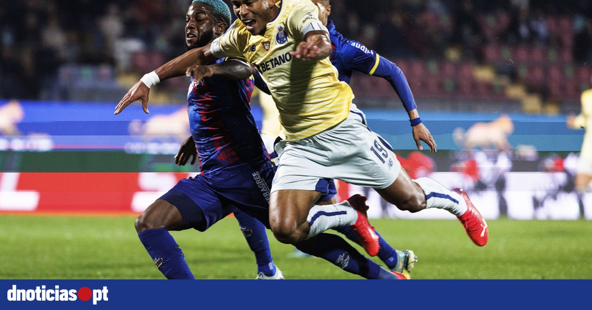 FC Porto vence em Chaves e fica mais perto dos quartos de final da Taça ...