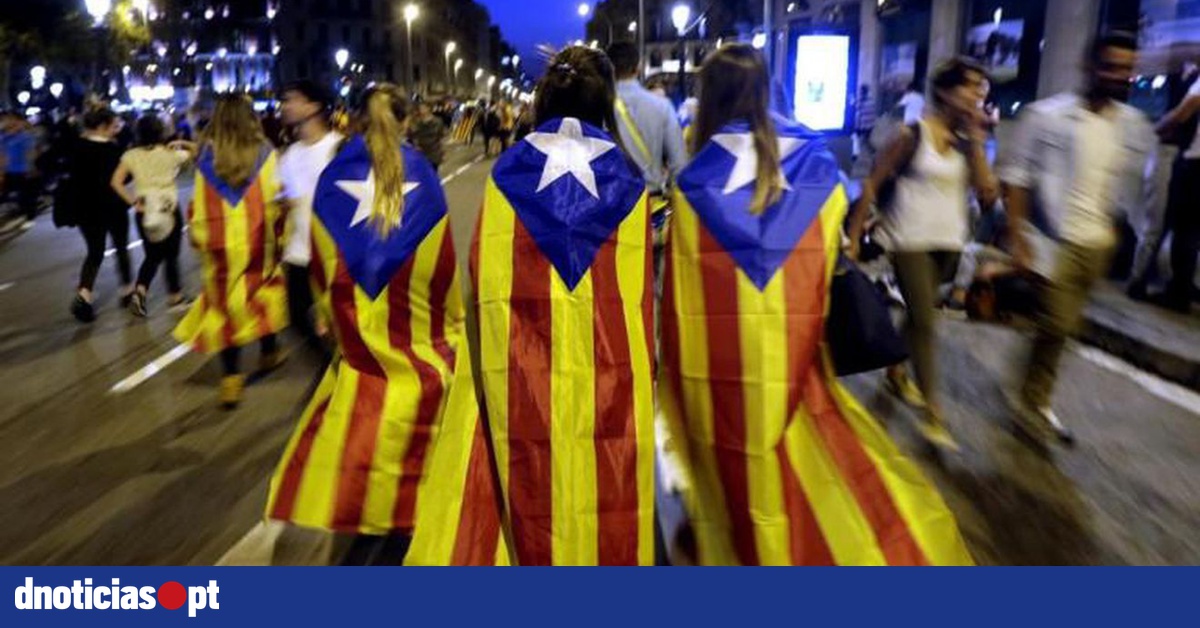 Independentistas da Catalunha apelam a concentração em frente ao ...
