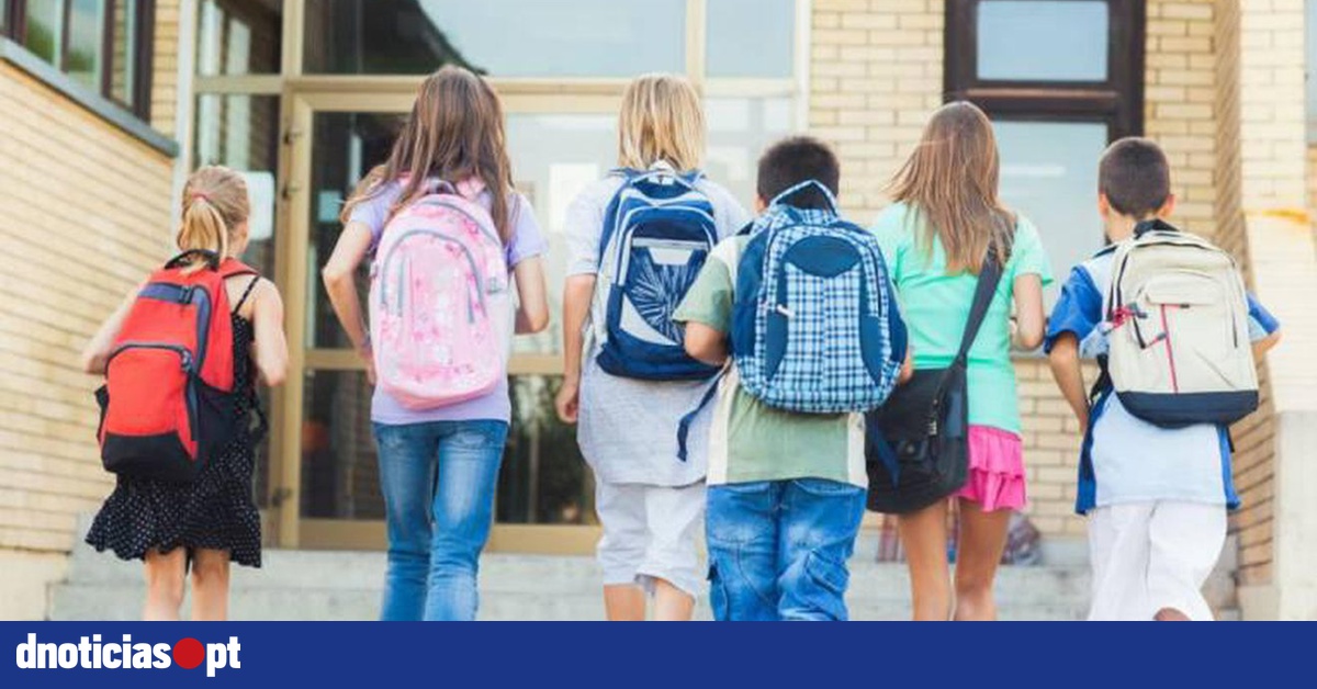 Quase 50 mil alunos envolvidos em projectos de autonomia nas escolas ...