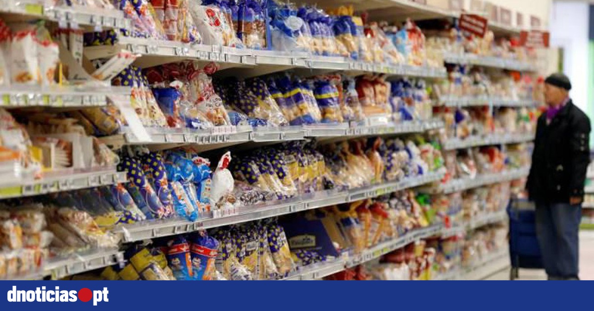 Consumo de comida ultra processada pode aumentar risco de cancro ...