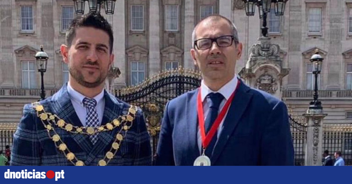 “Mayor de Crawley exerceu com sucesso o seu mandato” — DNOTICIAS.PT