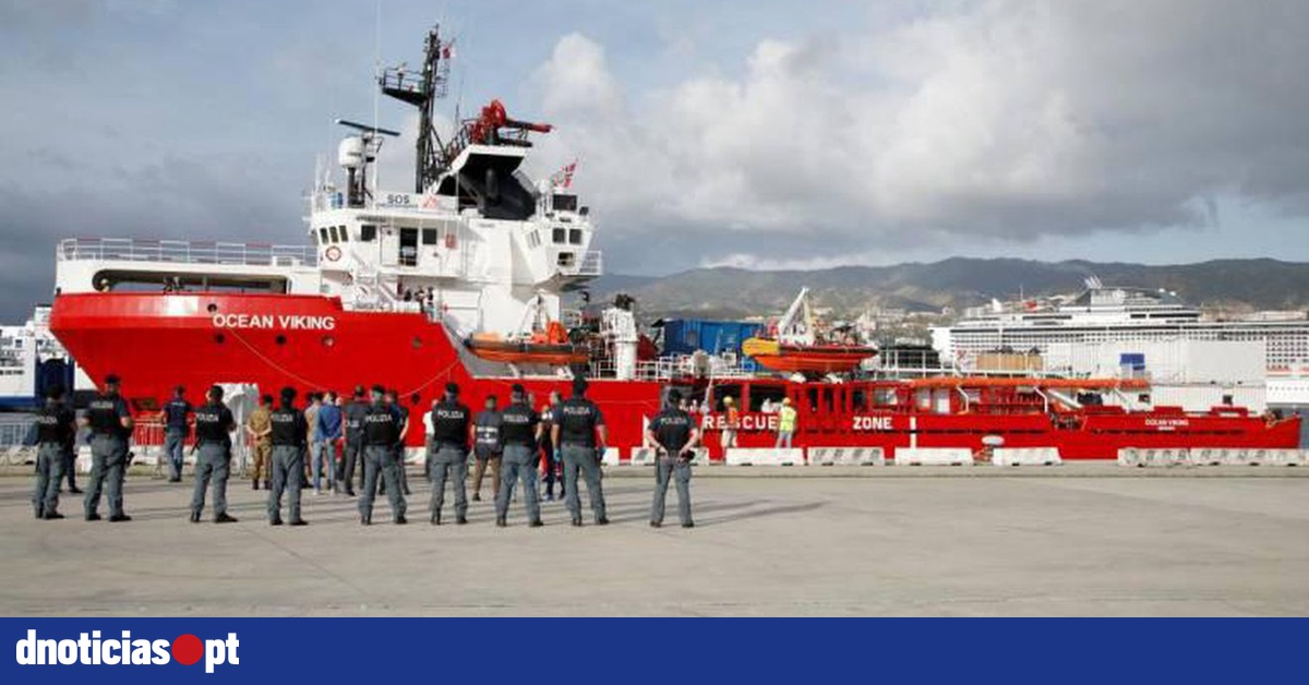 ONG pedem porto seguro para desembarcar 176 migrantes resgatados no fim ...
