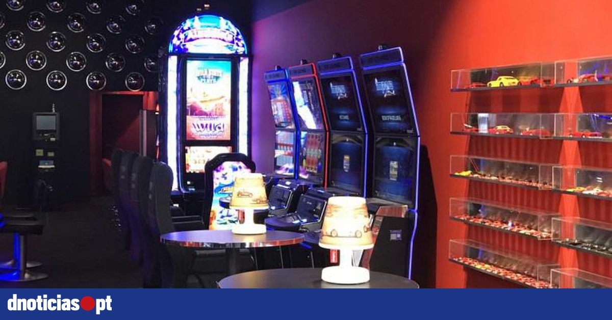 Casino da Madeira inaugura ‘fun zone’ na Praça CR7 — DNOTICIAS.PT