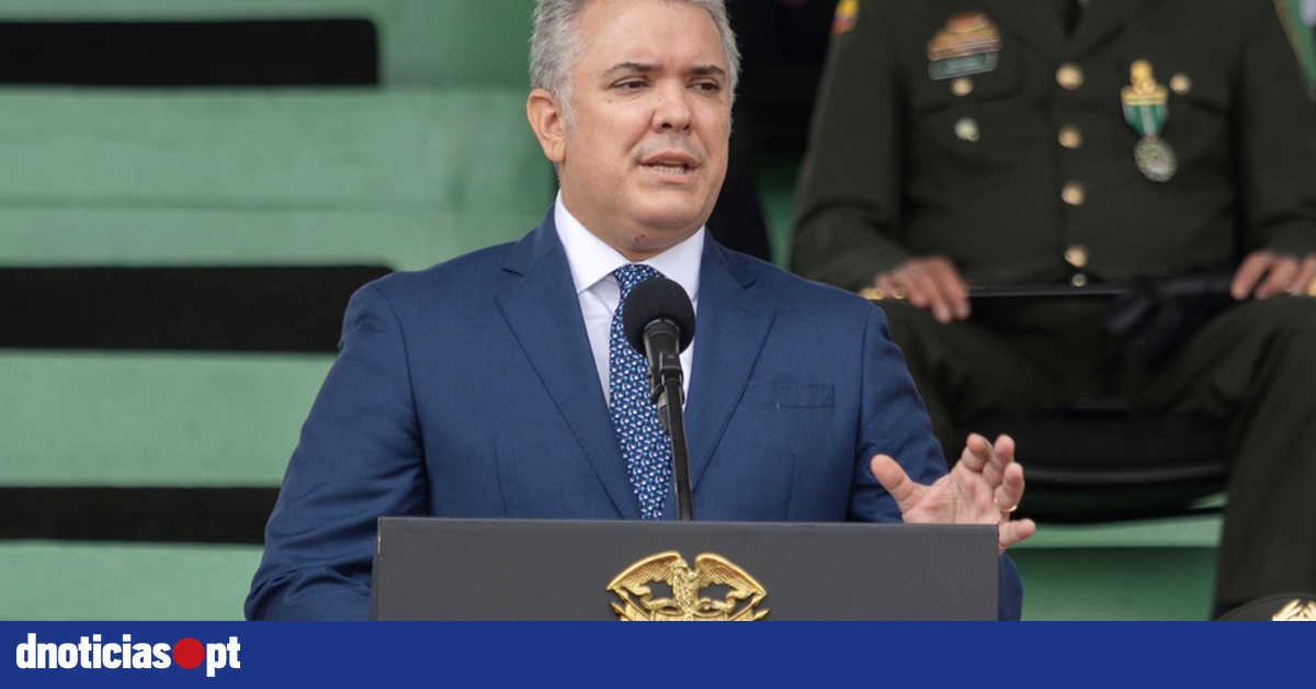 Presidente da Colômbia anuncia "transformação" das forças de segurança ...