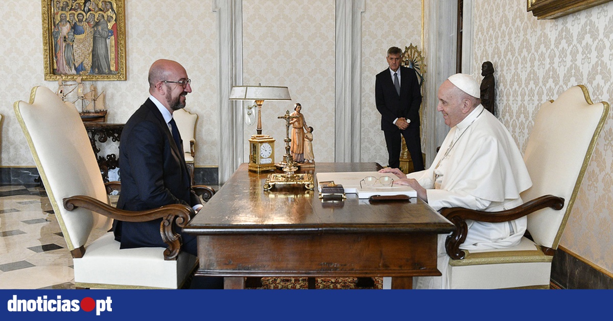 Papa discute situação dos refugiados afegãos com Charles Michel ...