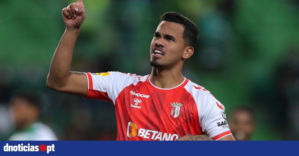 Galeno regressa ao FC Porto com contrato até 2027 — DNOTICIAS.PT