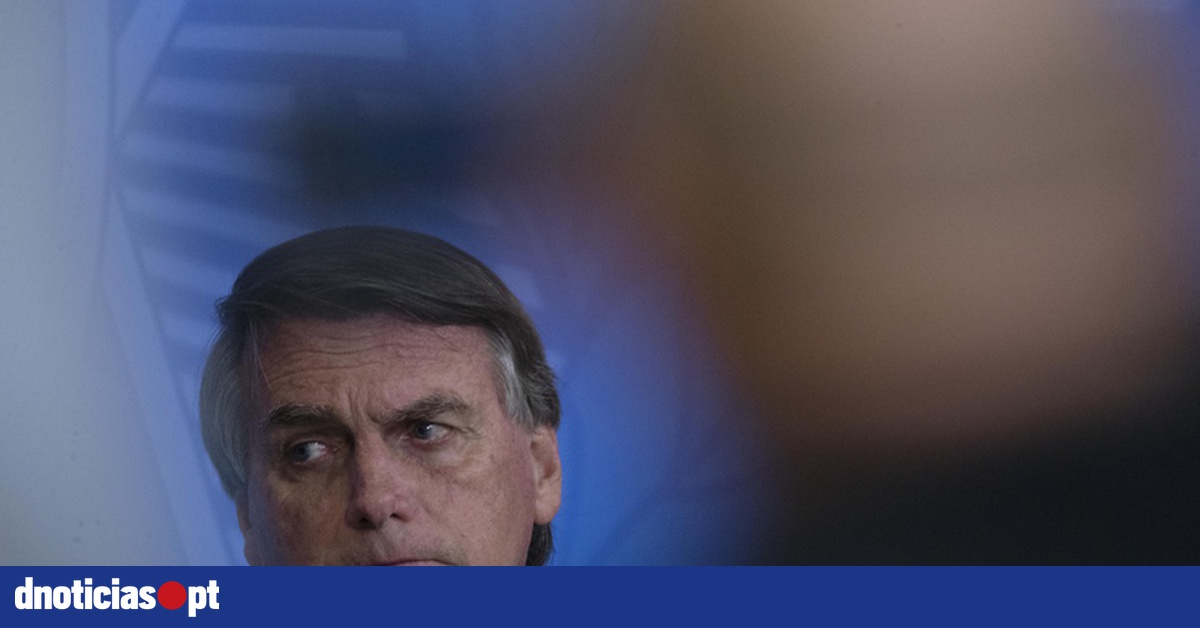 Presidente Jair Bolsonaro recebe coração de D. Pedro numa cerimónia em ...