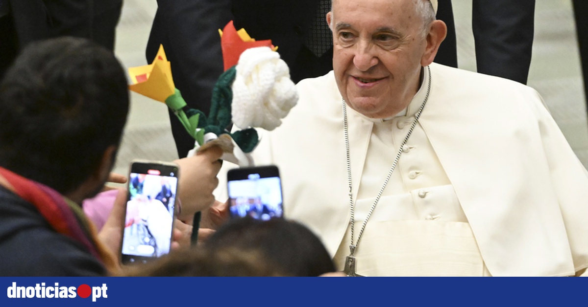 Papa pronto para mediar a paz e a trabalhar na troca de prisioneiros ...