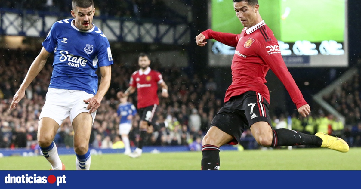 CR7 chega ao registo dos 700 golos por clubes — DNOTICIAS.PT