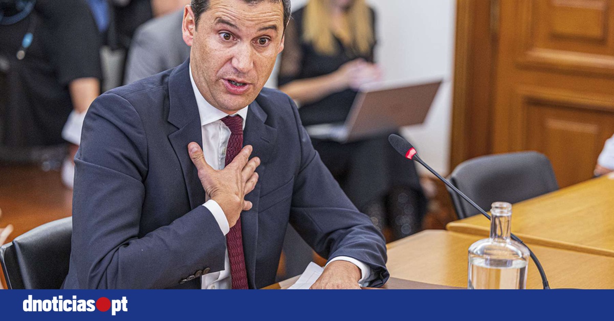 Galamba diz que não há versões contraditórias, mas sim "uma história e ...