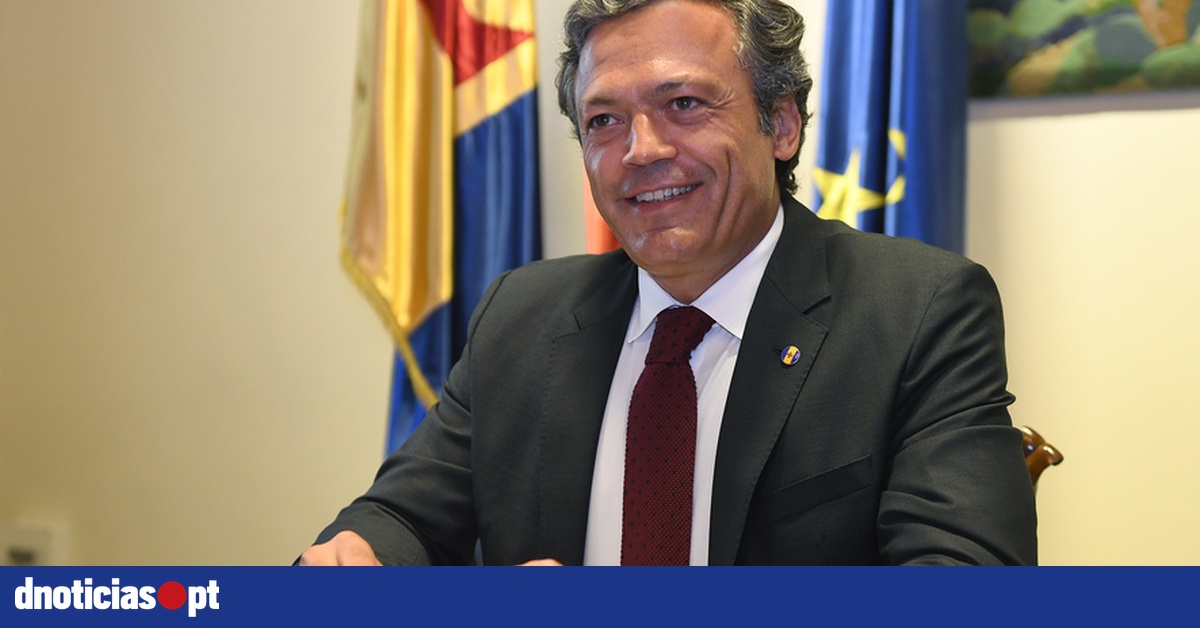 Pedro Calado apresenta lista formada por "gente capaz" — DNOTICIAS.PT