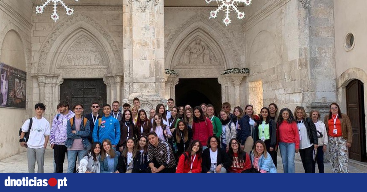 Projecto Erasmus leva 'Bartolomeu Perestrelo' a Itália — DNOTICIAS.PT