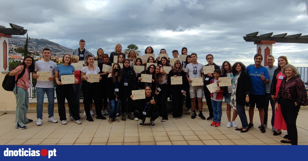 Bartolomeu Perestrelo recebeu grupo de ERAMUS — DNOTICIAS.PT