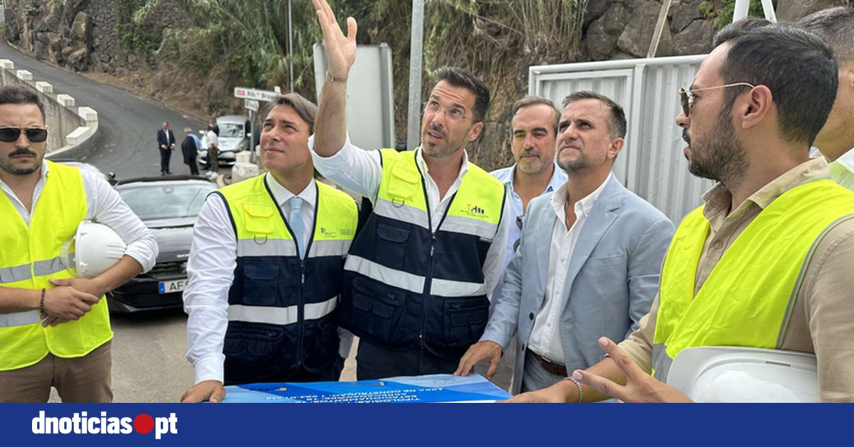 Leonel Silva na pele de presidente e Pedro Coelho na qualidade de ...