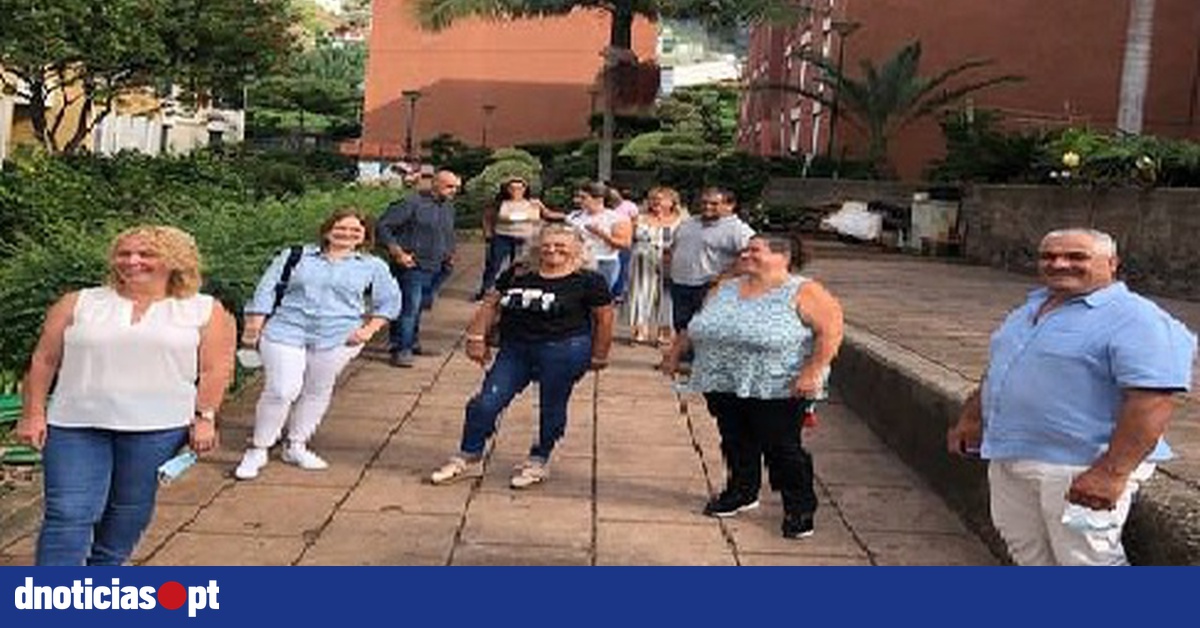 Partido RIR faz campanha no Funchal mesmo sem concorrer — DNOTICIAS.PT