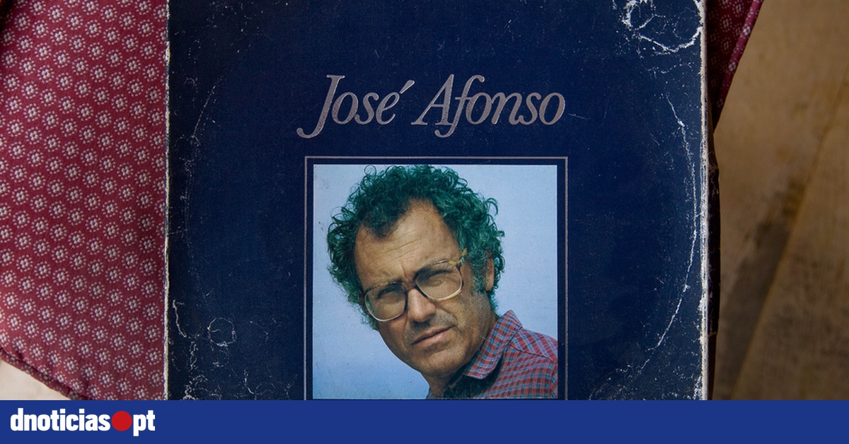 Álbuns de José Afonso serão reeditados em Outubro — DNOTICIAS.PT