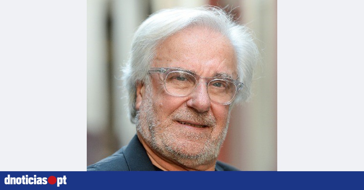 Francisco Simões expõe desenhos sobre José Saramago na Galeria Anjos ...