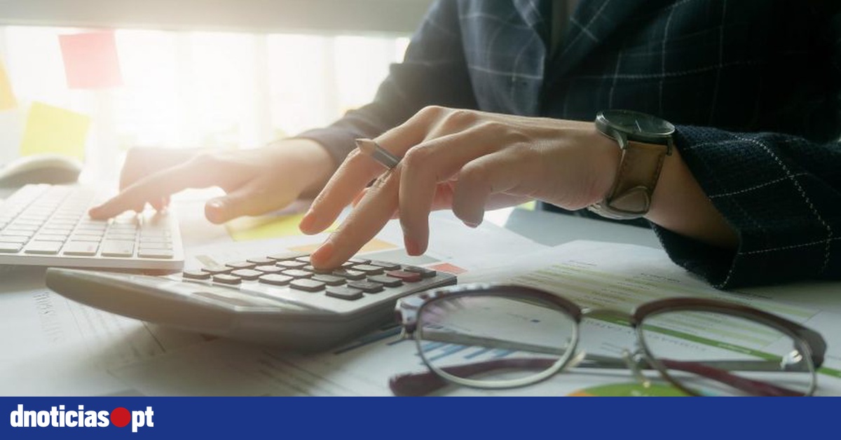 Líder parlamentar do PSD defende reedição de acordo com o PS para ...