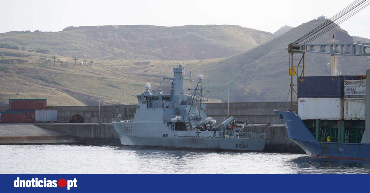 Navio Mondego "esteve sempre seguro", diz a Marinha — DNOTICIAS.PT