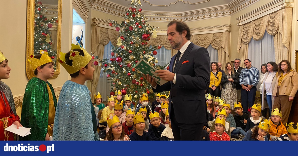 Pequenos ‘reis magos' da Calheta visitaram a Presidência do Governo ...
