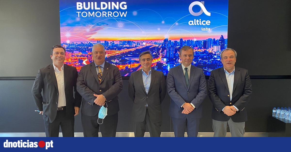 Governantes regionais visitam Altice Labs em Aveiro — DNOTICIAS.PT