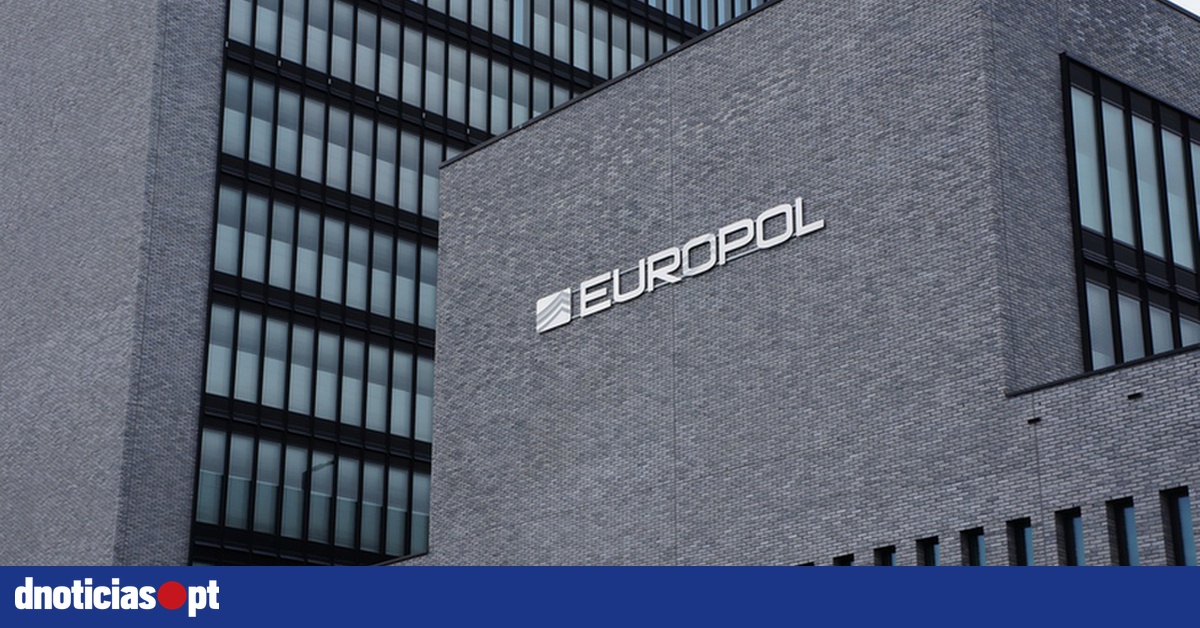 União Europeia reforça meios da agência de cooperação policial Europol ...