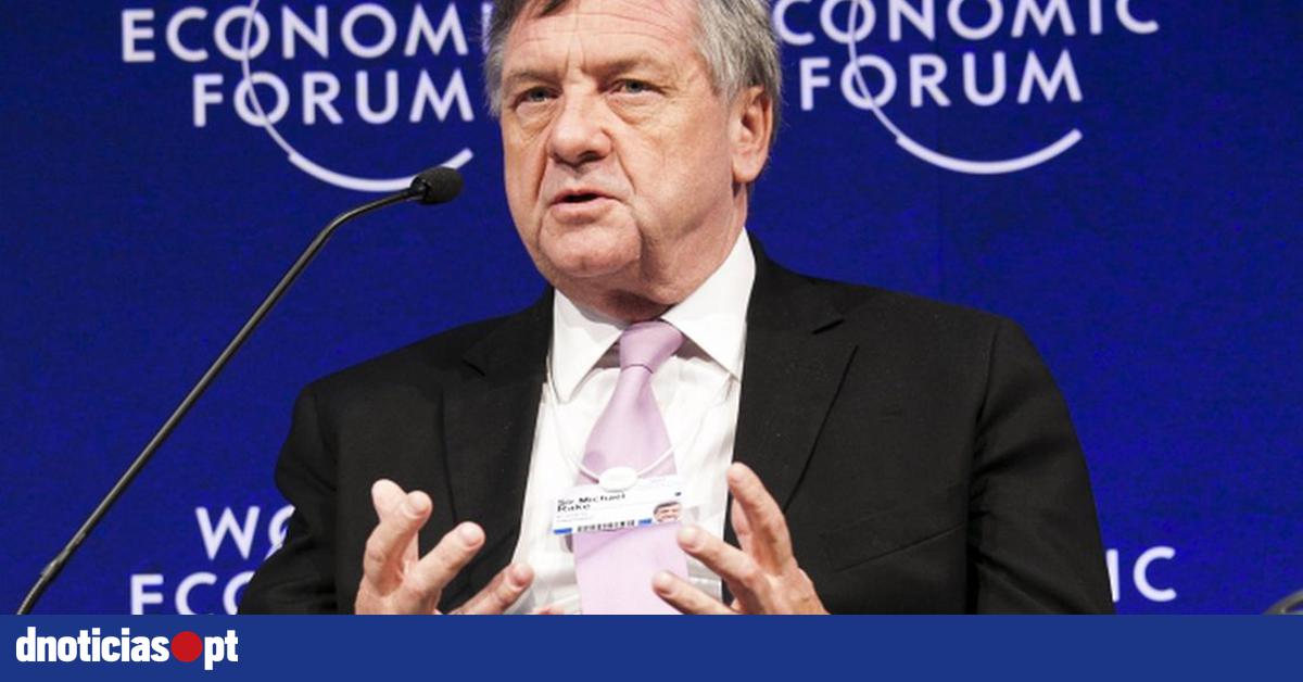 Presidente da EasyJet abandona cargo no Verão — DNOTICIAS.PT