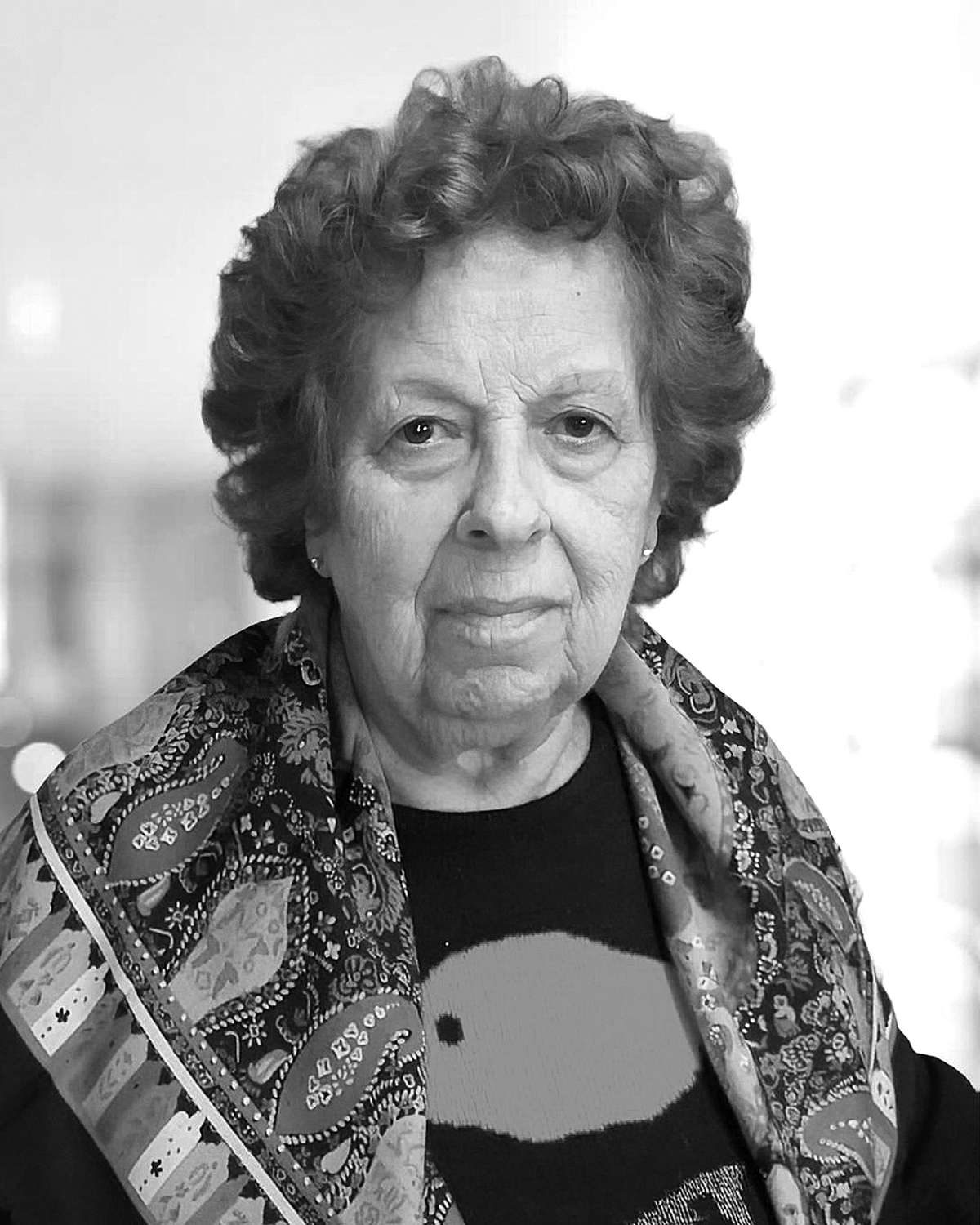 Libânia Lopes Nóbrega dos Santos Vizinho — DNOTICIAS.PT